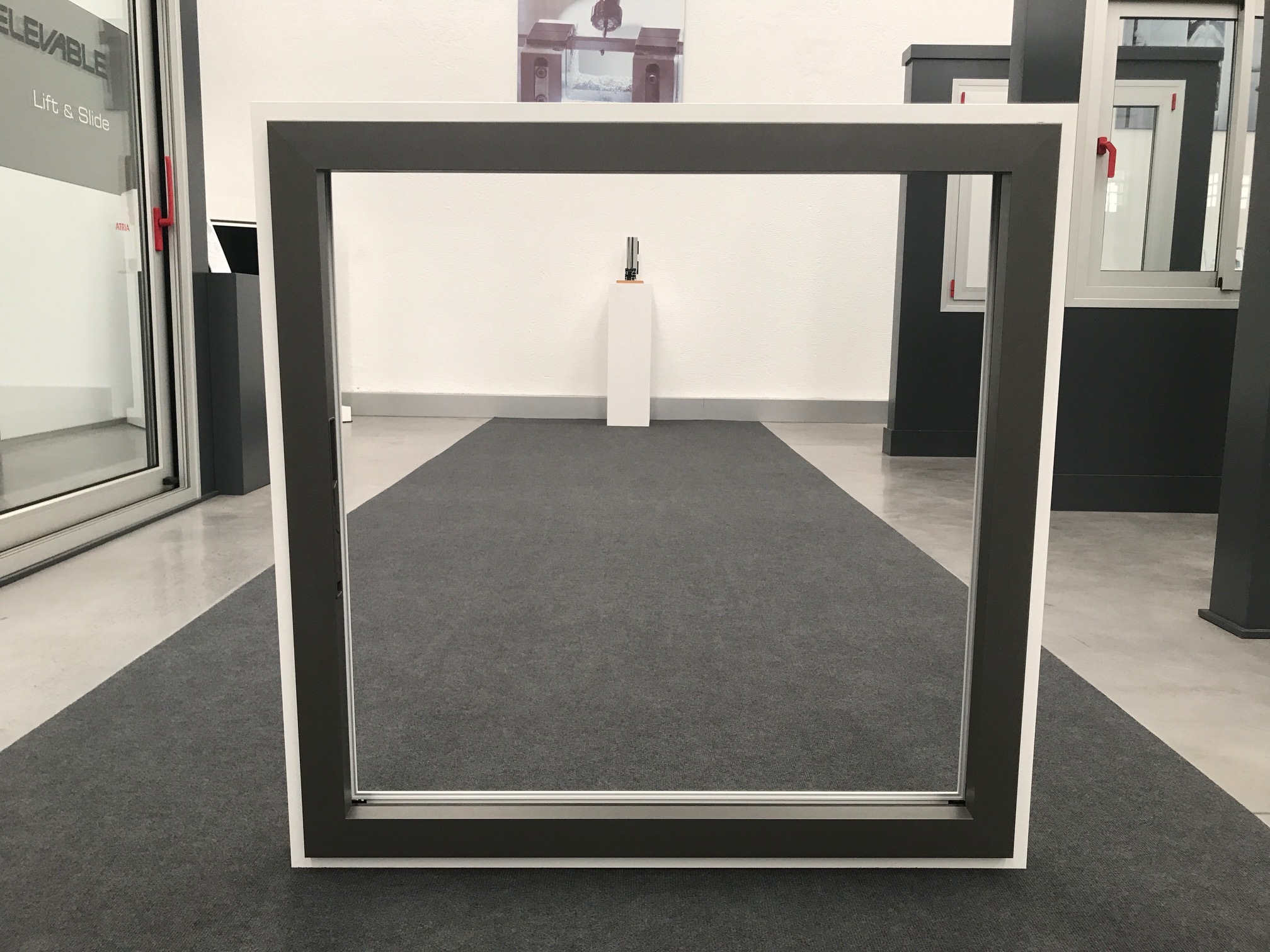 iF Design - Concealed window handle