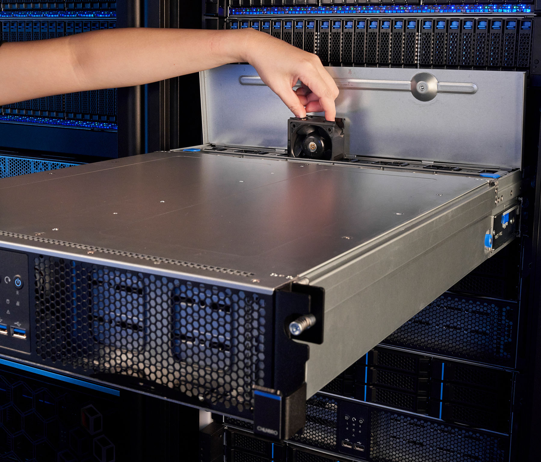 iF Design - Chenbro RM25324