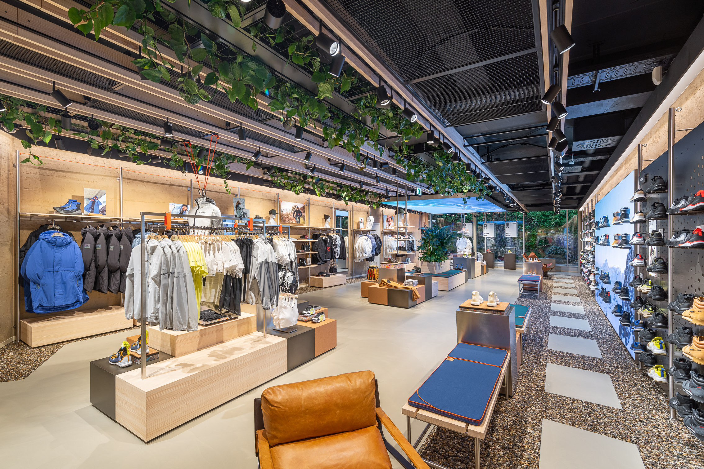 iF Design - adidas TERREX Munich Flagship Store