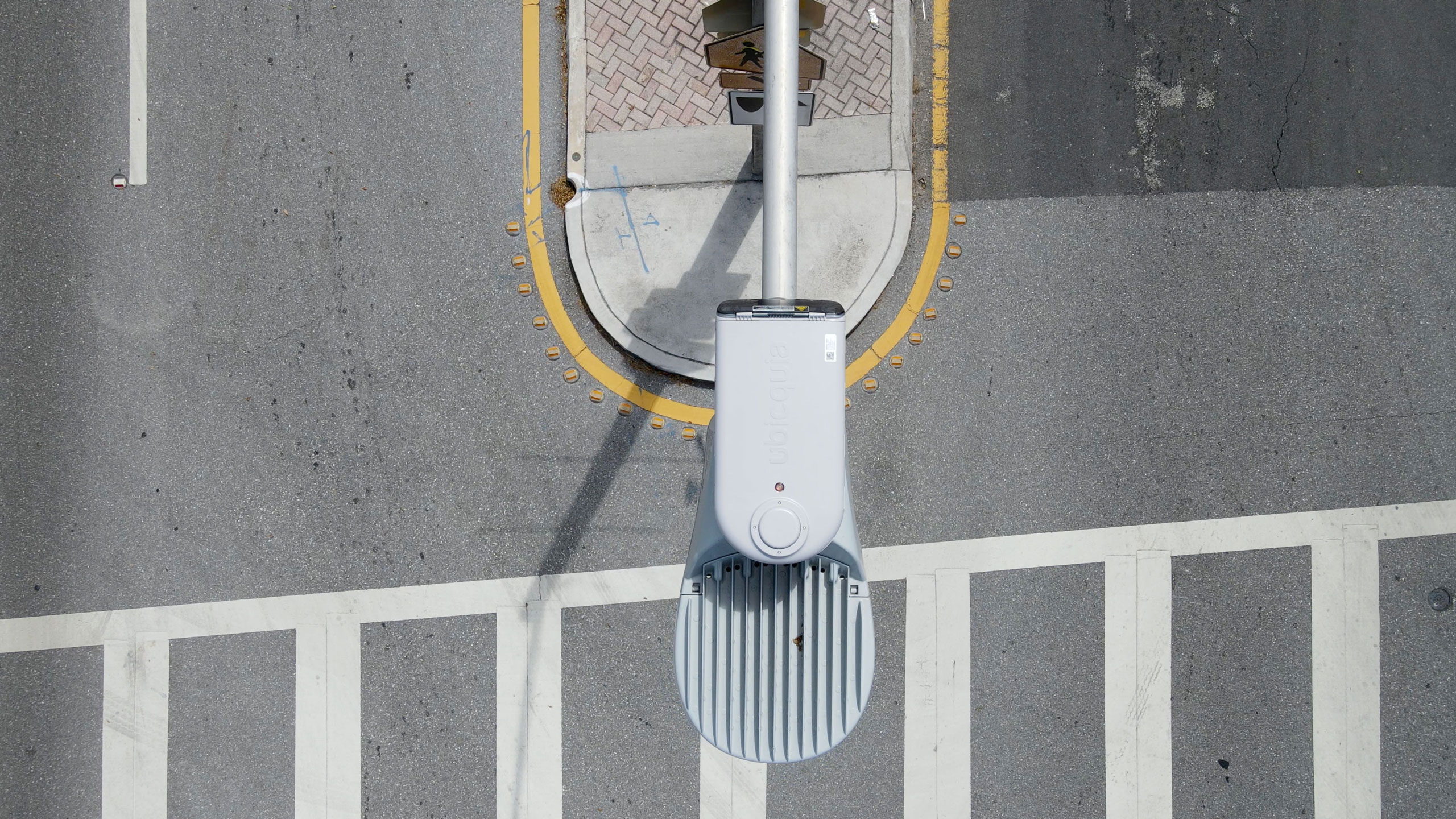 iF Design - UbiHub AP/AI (Access Point + AI)