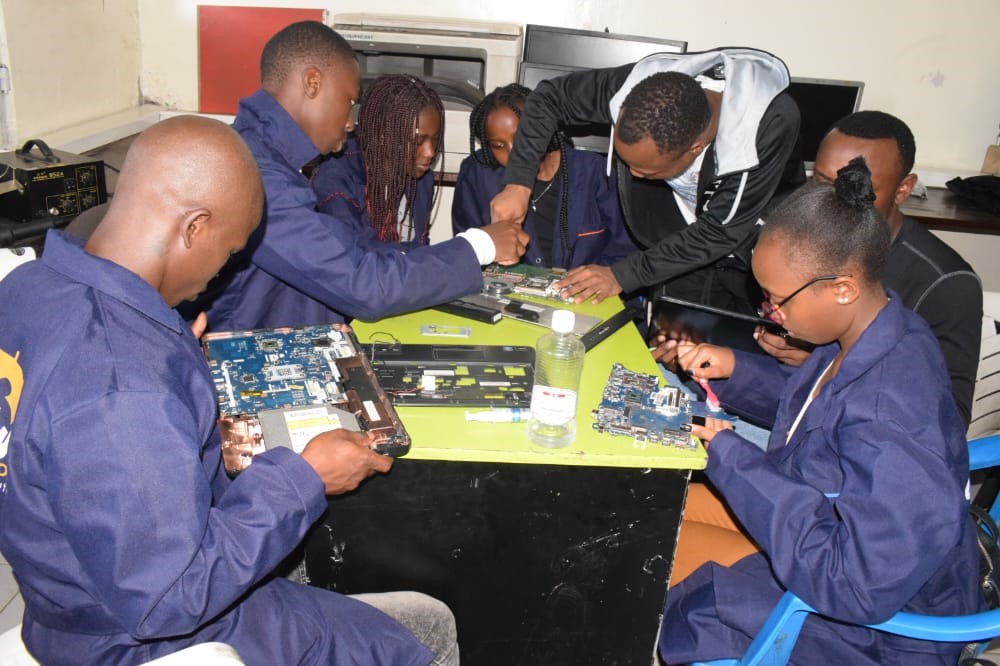 iF Design - Digital Empowerment for Vulnerable Youth and women