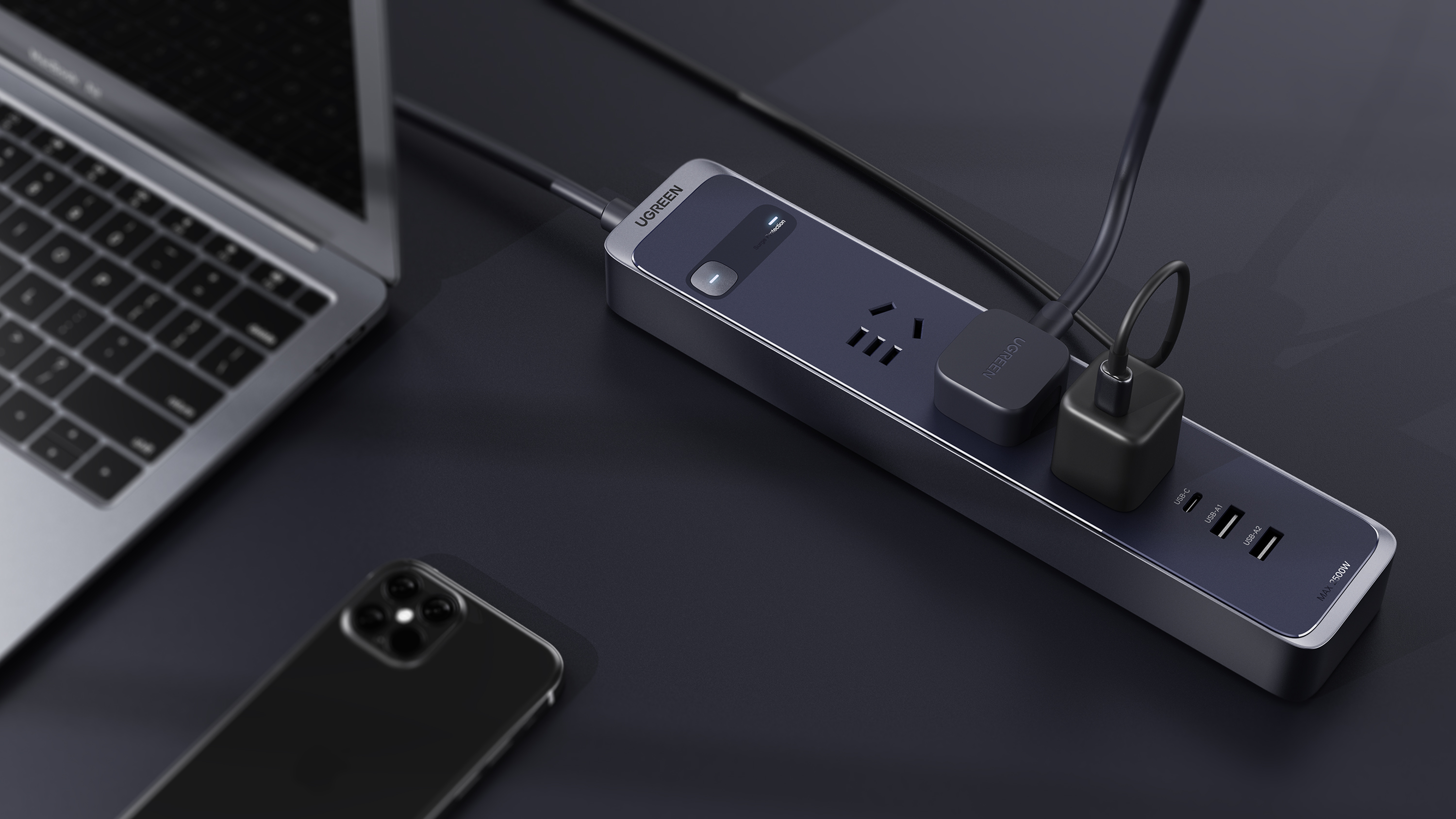 iF Design - CD337 Surge Protection Power Strip iF Design - CD337 Surge Protection Power Strip