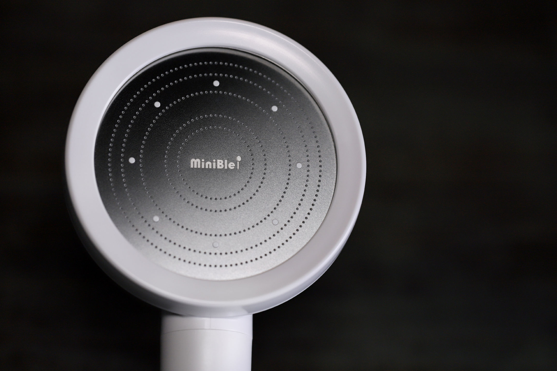 iF Design - MiniBle i Dechlorinating Microbubble Shower Head