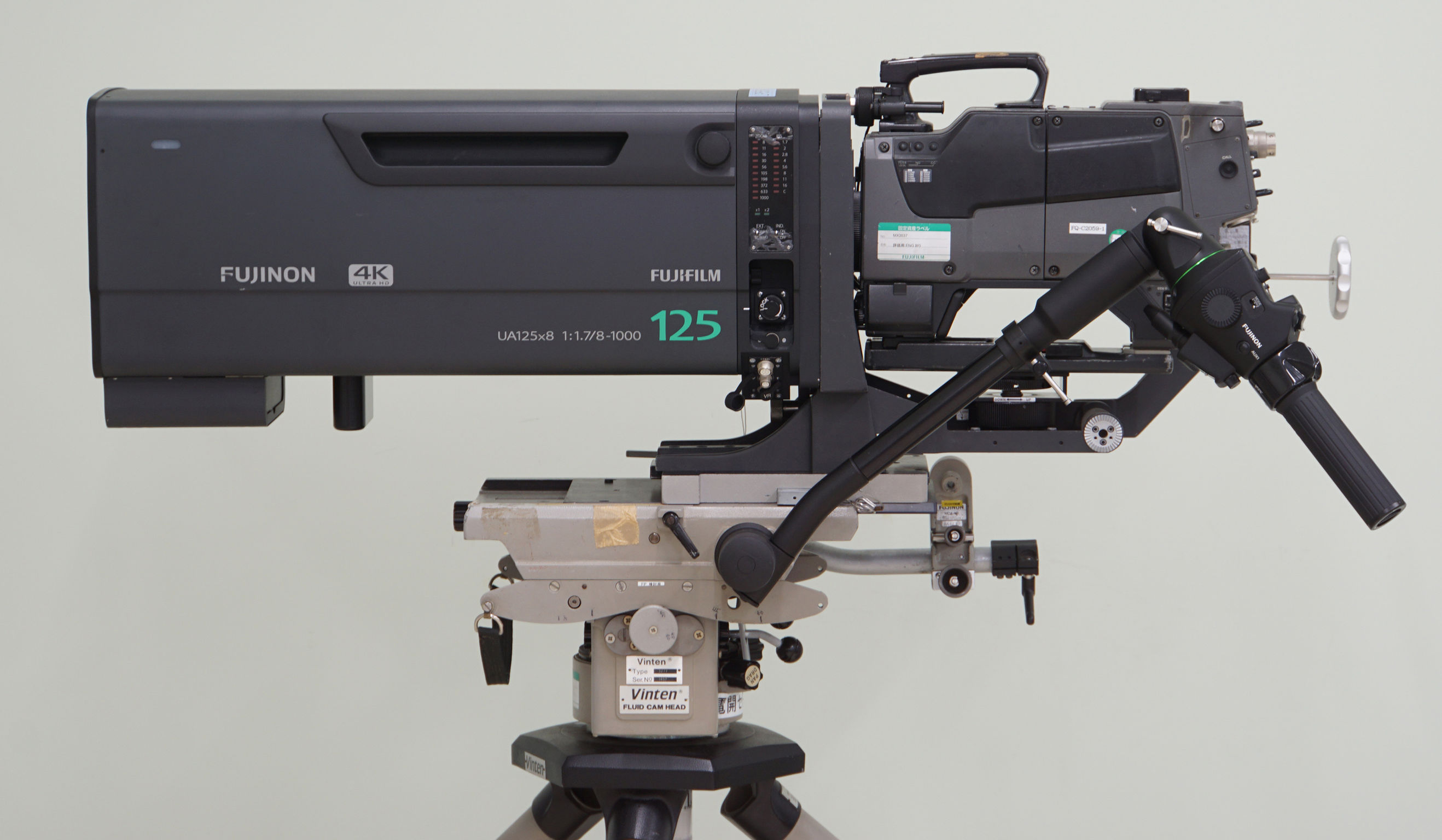 iF Design - FUJINON UA125x8BESMP-V35F