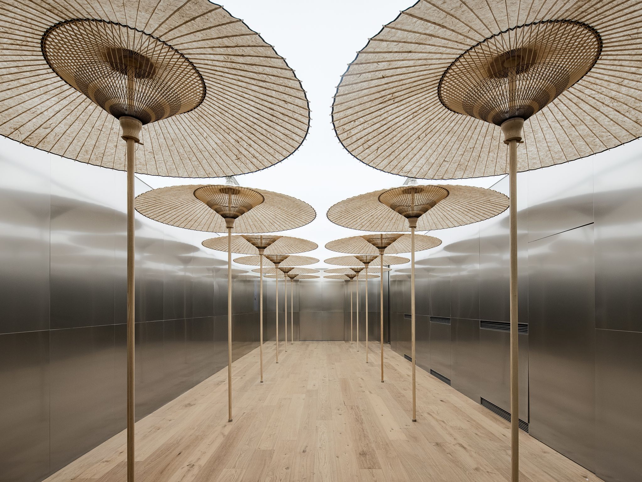 iF Design - SUMMIT GALLERY