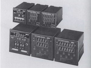 iF Design - Preset Electronic Counter EM 72 Key Switch Type