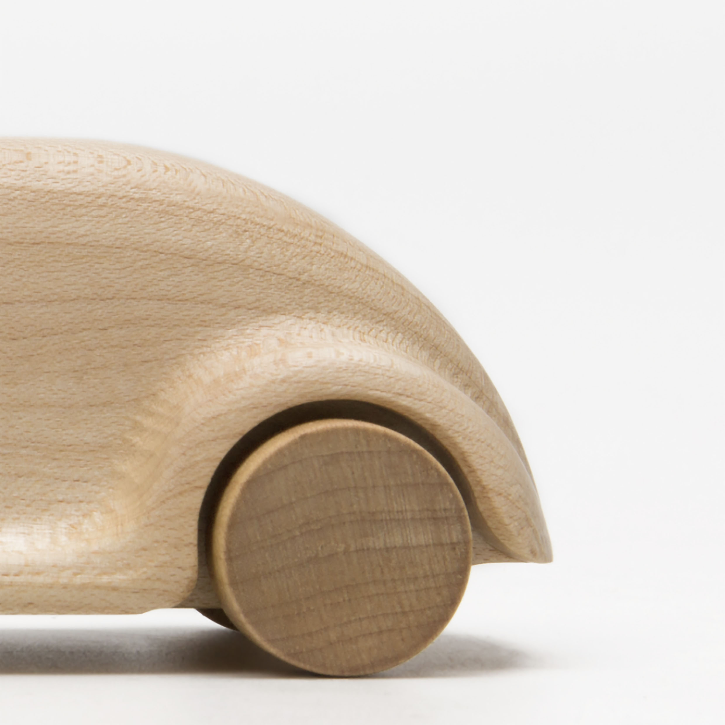 iF Design - wood toy car