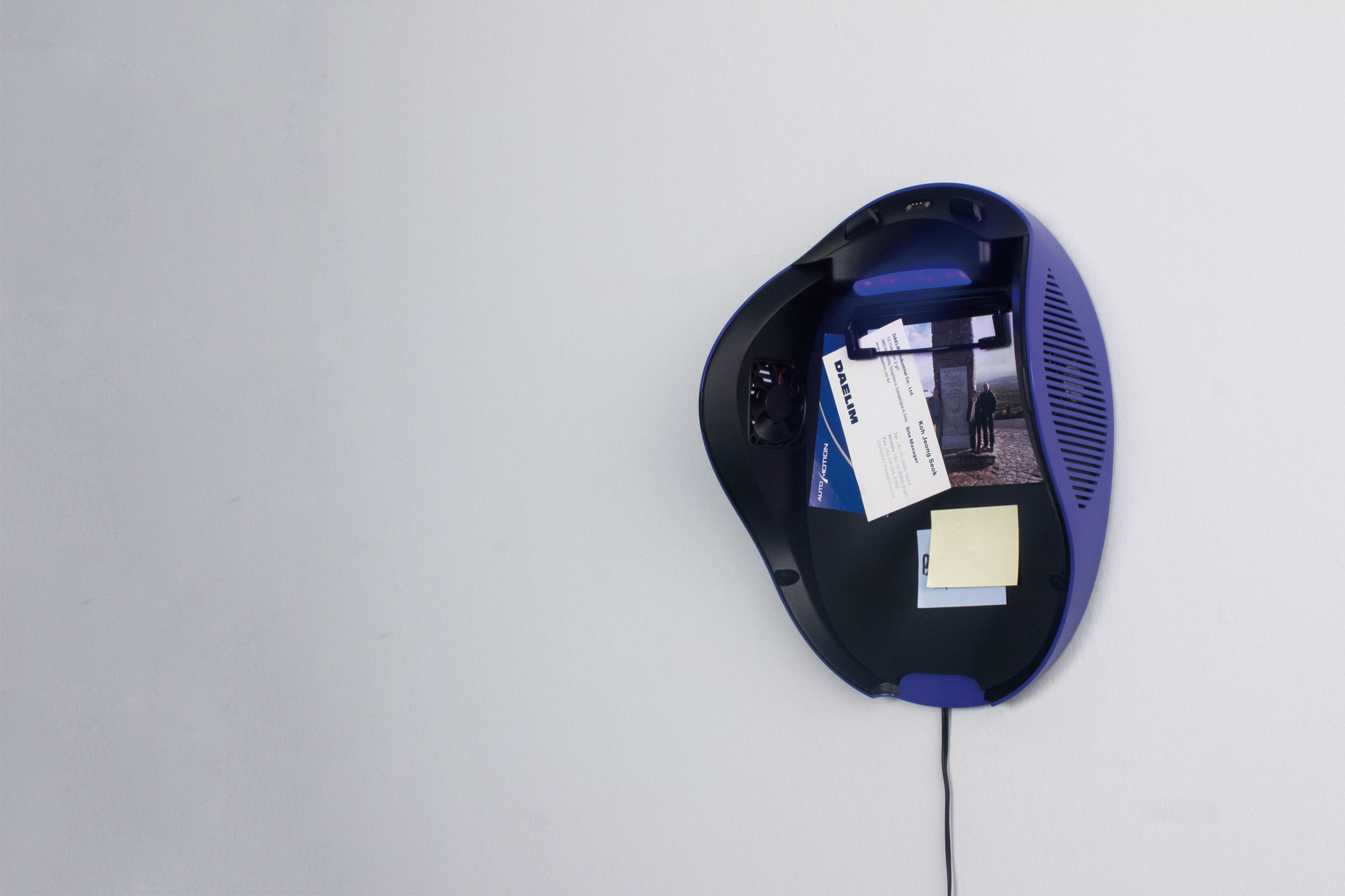 iF Design - Wave hat - brain wave tracking smart hard hat