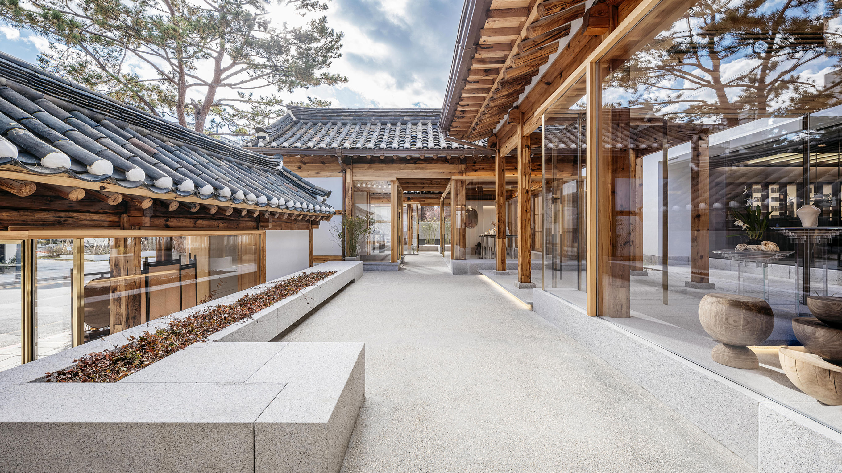 iF Design - Sulwhasoo House_ Sulwhasoo Bukchon Flagship Store