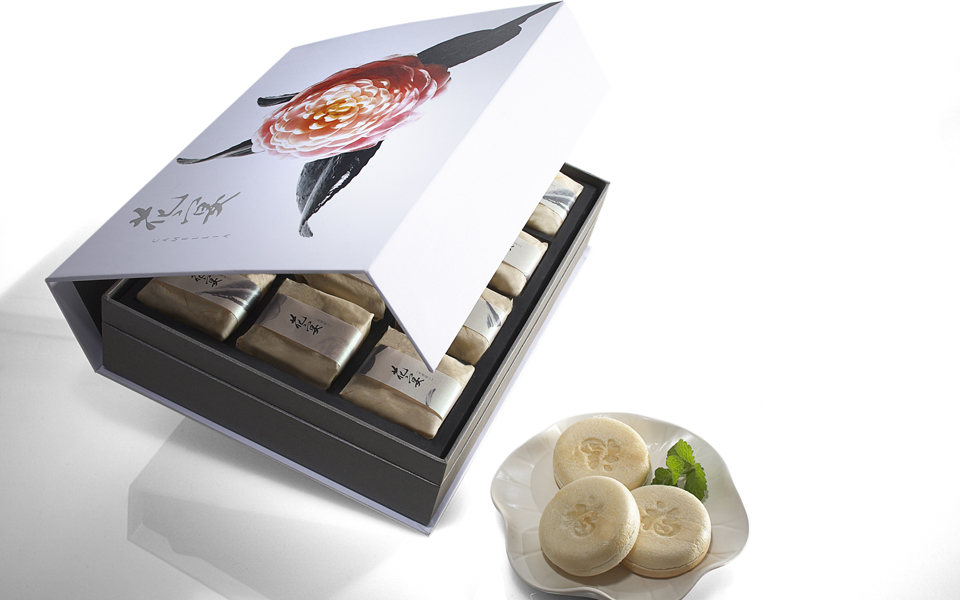 iF Design - Camellia Banquet Gift Box
